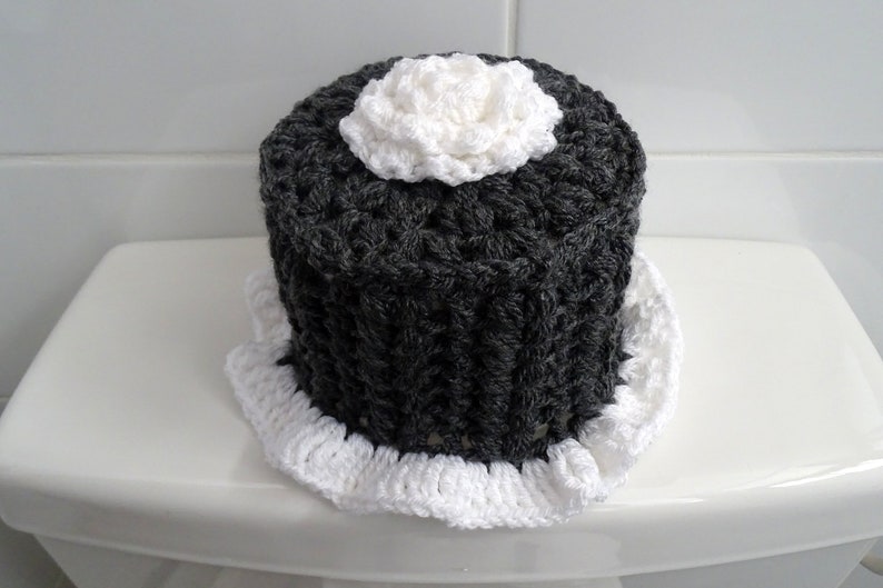 Toilet Paper Roll Cover and Rose Pattern PDF Crochet Pattern - Etsy