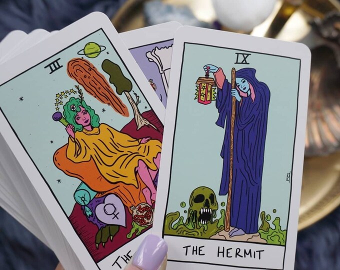 Lucid Kitsch Simply Strange Indie Tarot Deck Alien Weird Art Unique ...