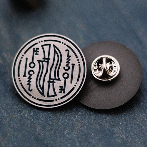 Rogue Class Enamel Pin / Rogue D&D Enamel Pin / Rogue RPG - Etsy