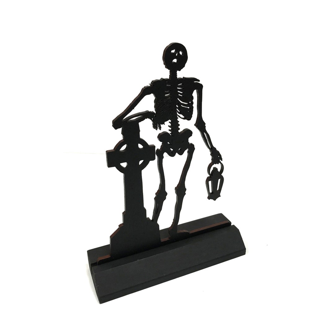 Skeleton at Grave Tabletop Wood Silhouette, Skeleton Silhouette ...
