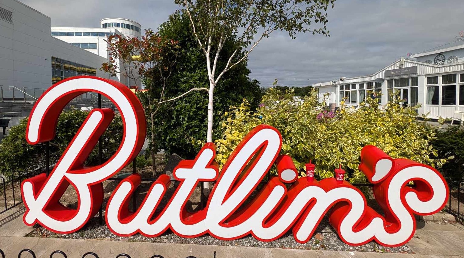 Butlin's Themed Personalised Cold Cups TWO SIZES Ready to Butlin's ...