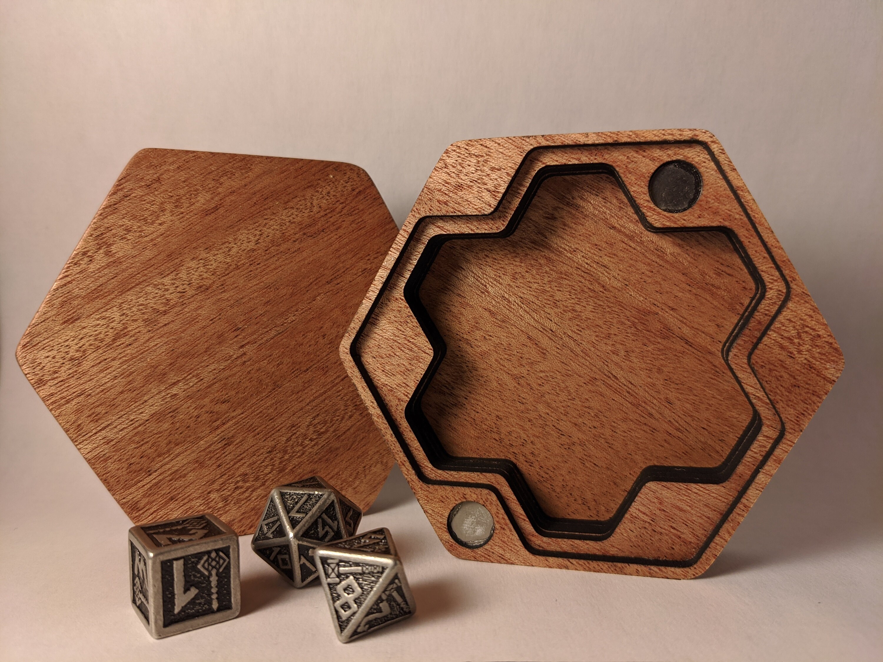 Artisan Dice Vault Personalized Laser Engraved DnD dice box | Etsy