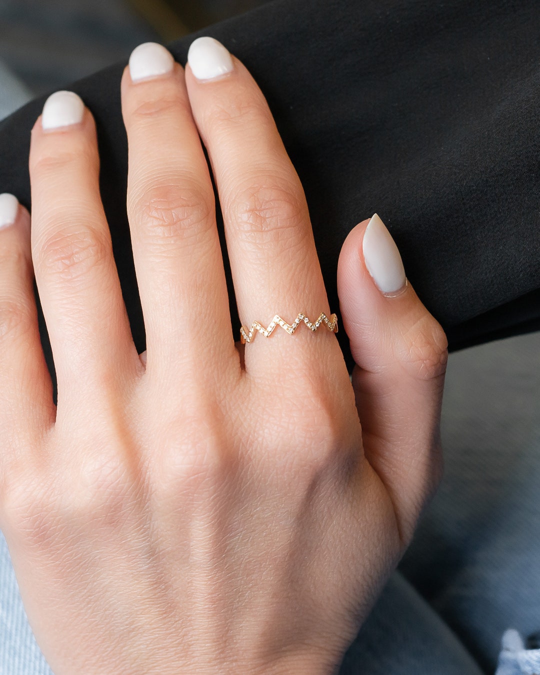 14k Gold Diamond Zig Zag Ring - Etsy
