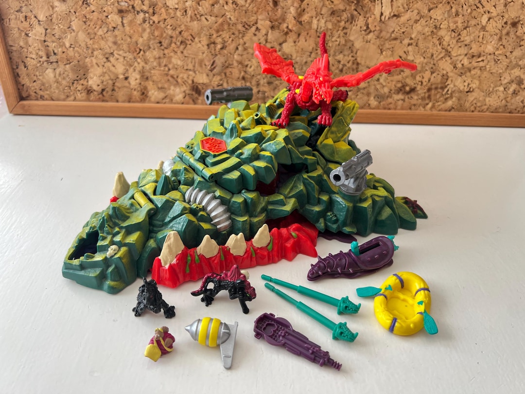Mighty Max storms Dragon Island Incomplete Playset 1993 Bluebird Toys ...