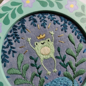 Frog King PDF Embroidery Pattern + Video Tutorials, Stitch Guide, Color ...