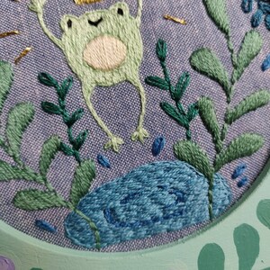 Frog King PDF Embroidery Pattern + Video Tutorials, Stitch Guide, Color ...