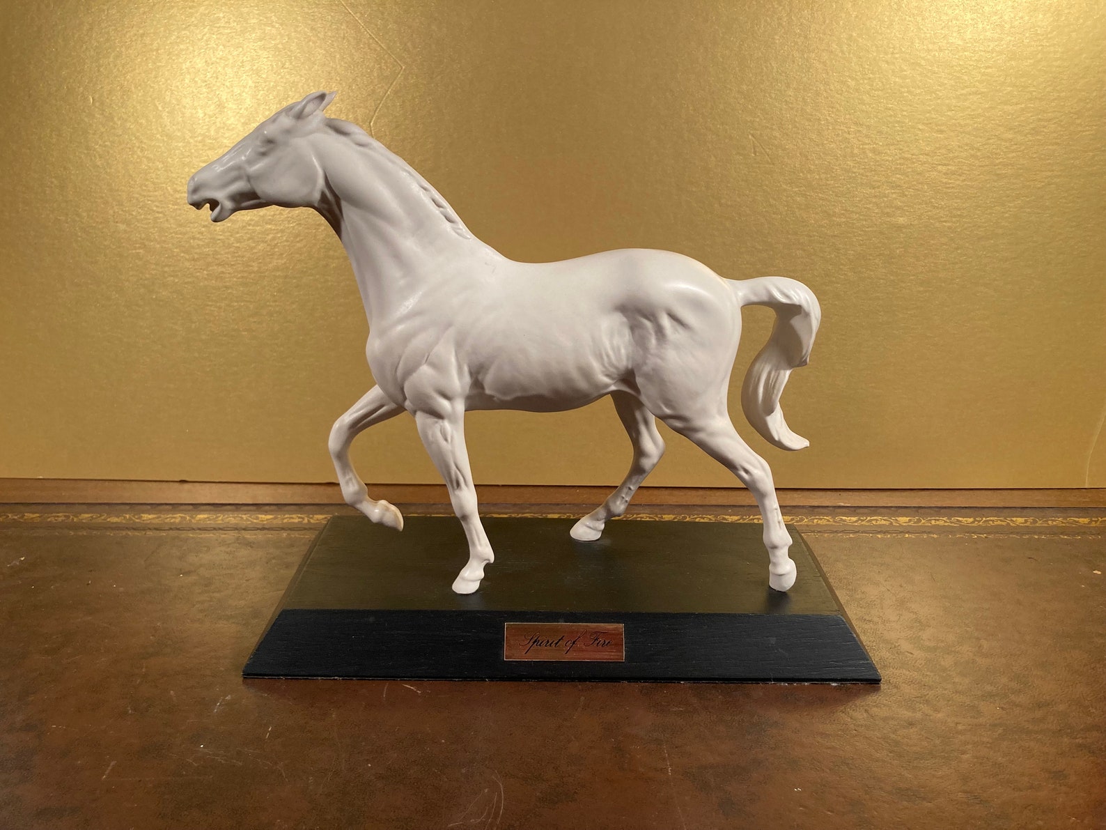 Beautiful English Vintage Retro Beswick ‘spirit of Fire’ White ...