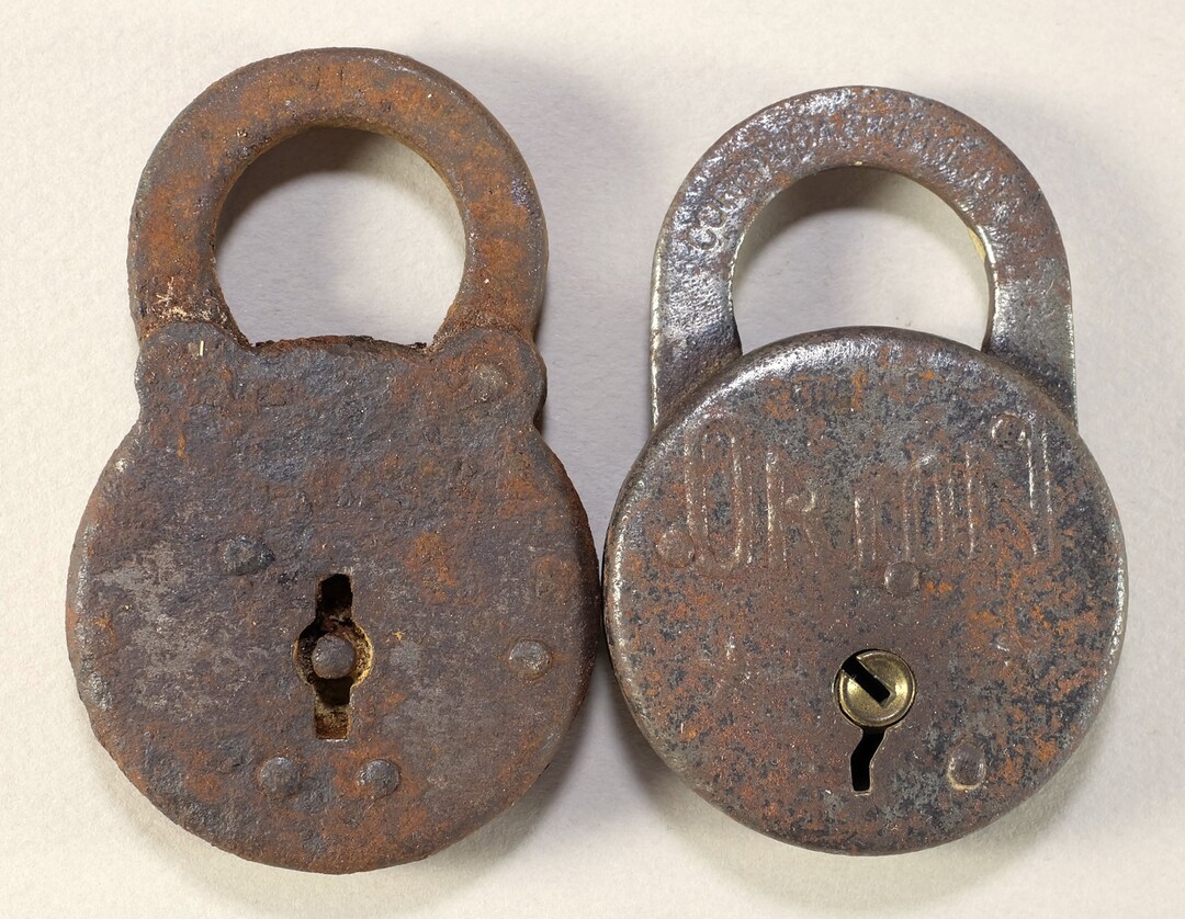 2 Antique Locks Padlocks Orion & Yale Late-1800s or - Etsy