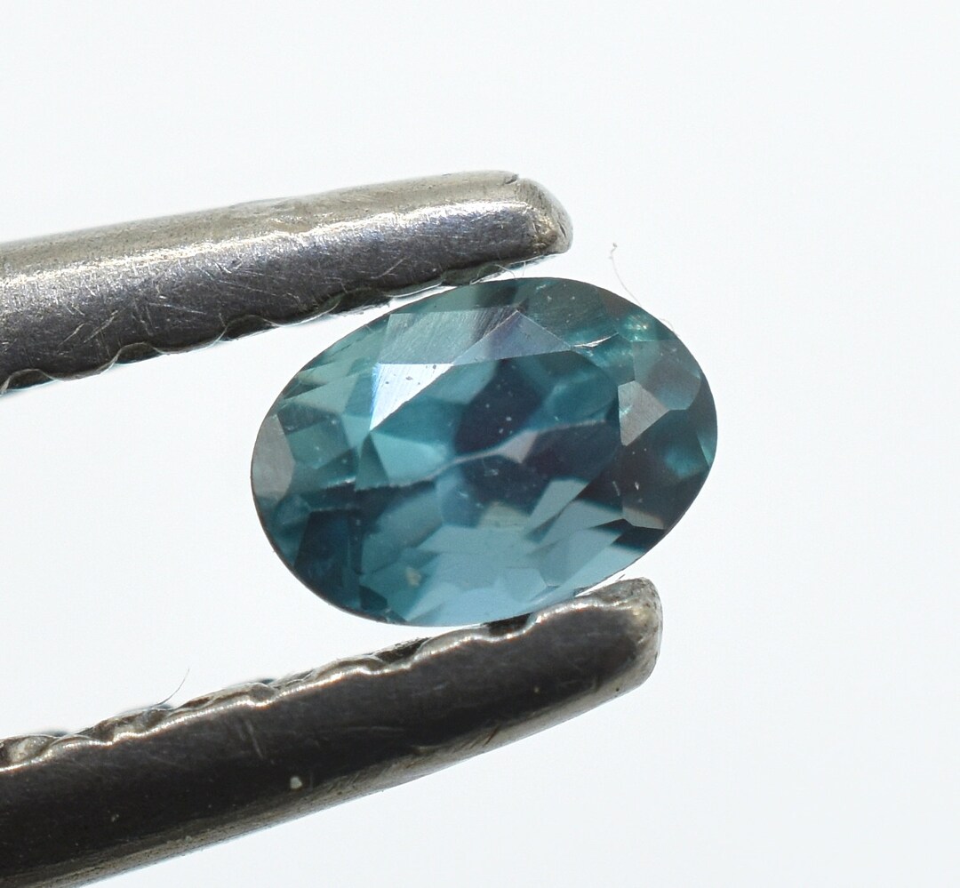 Rare Natural Alexandrite With Color Changing Alexandrite Effect With ...