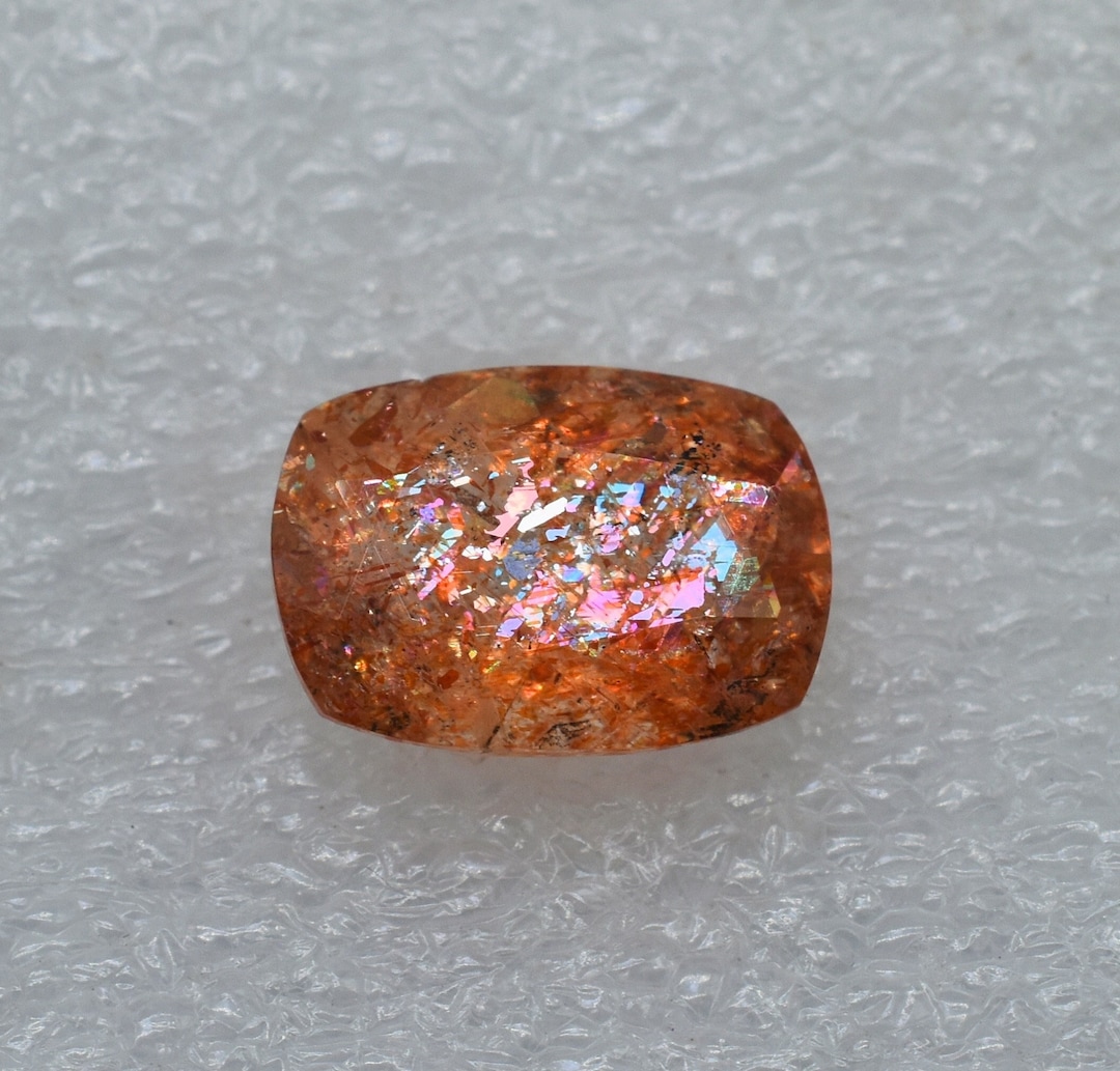 Amazing Natural Multi Flakes Sunstone 2.39 Carats Filled With Rainbow ...