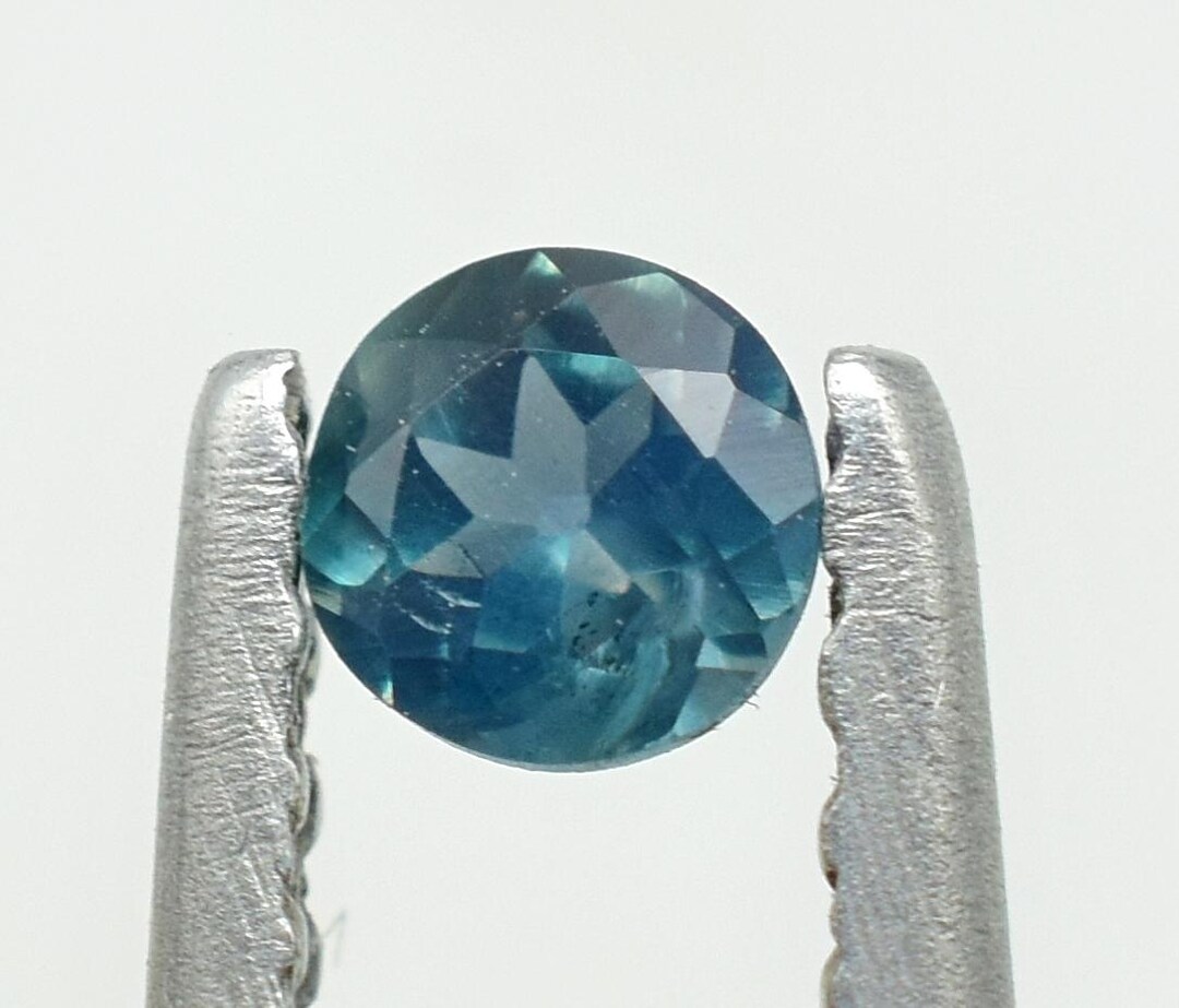 100% Color Change Alexandrite With Green to Red Alexandrite Effect 2.8 ...