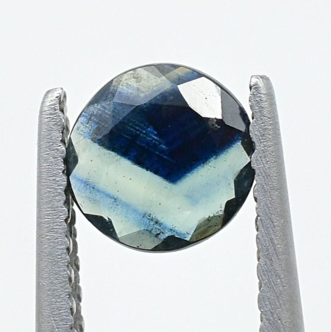 Bi-color Parti Sapphire Slice 5.2 MM Round Shape Exquisite Mesmerizing ...