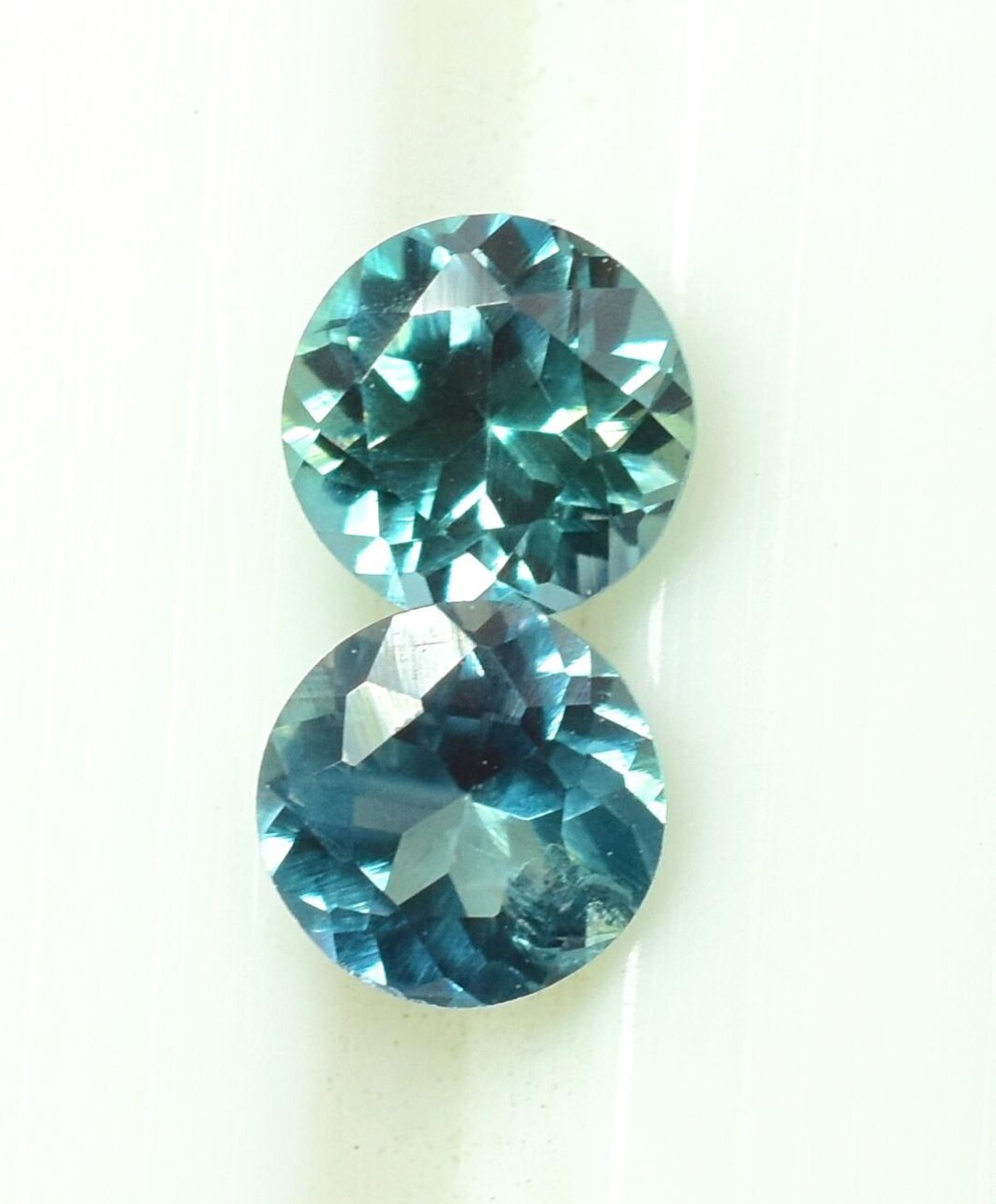 Natural Alexandrite Pair, 3.2mm Round, Phenomenal Color Change ...