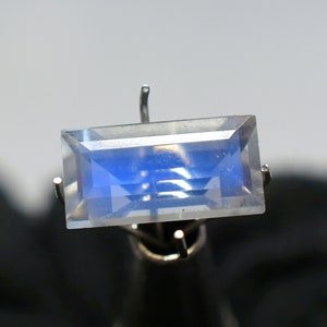 Natural Blue Sheen Moonstone 5.5X10.3 MM 2.18 Carats With Amazing Blue ...