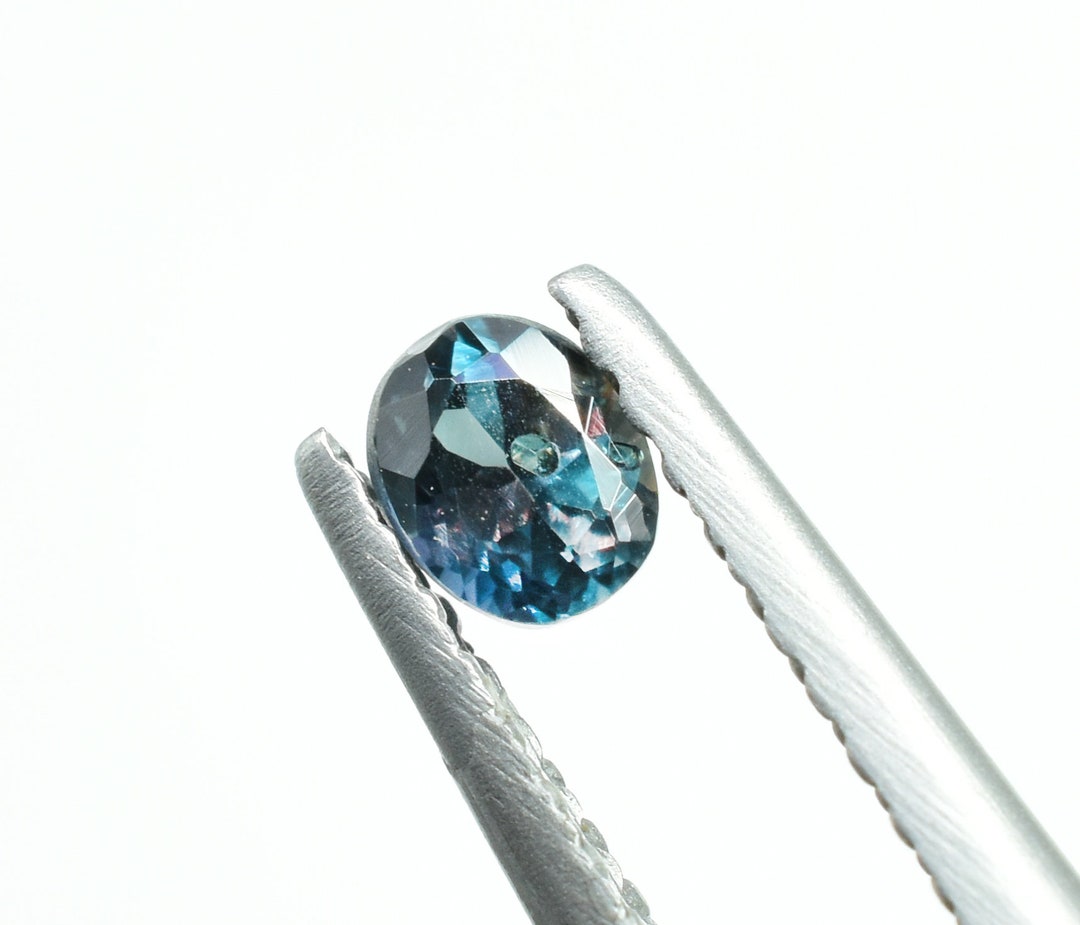 Top Quality !..ALEXANDRITE..! With Color Changing Alexandrite Effect ...