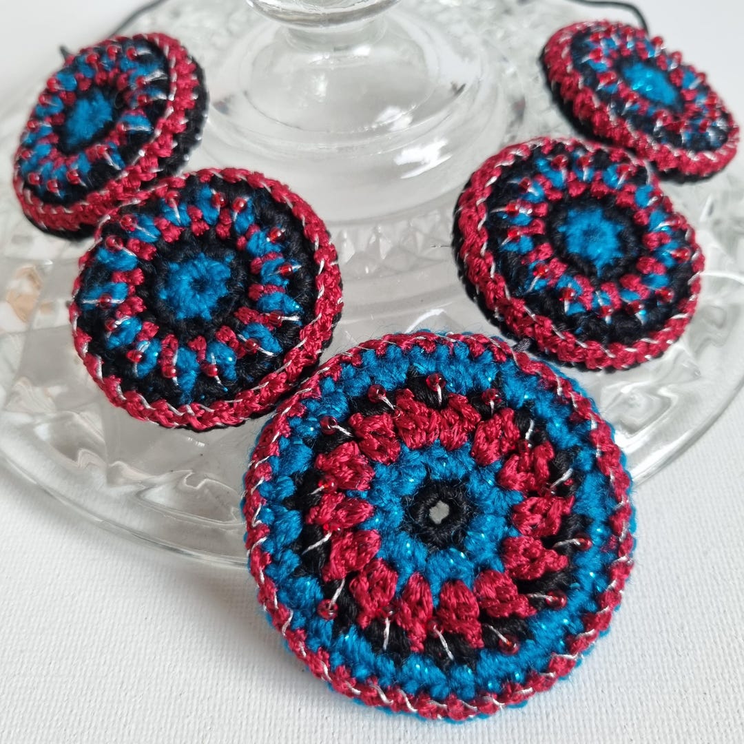 Extraordinary and Eye-catching Crochet Necklace, Crochet Medallions ...