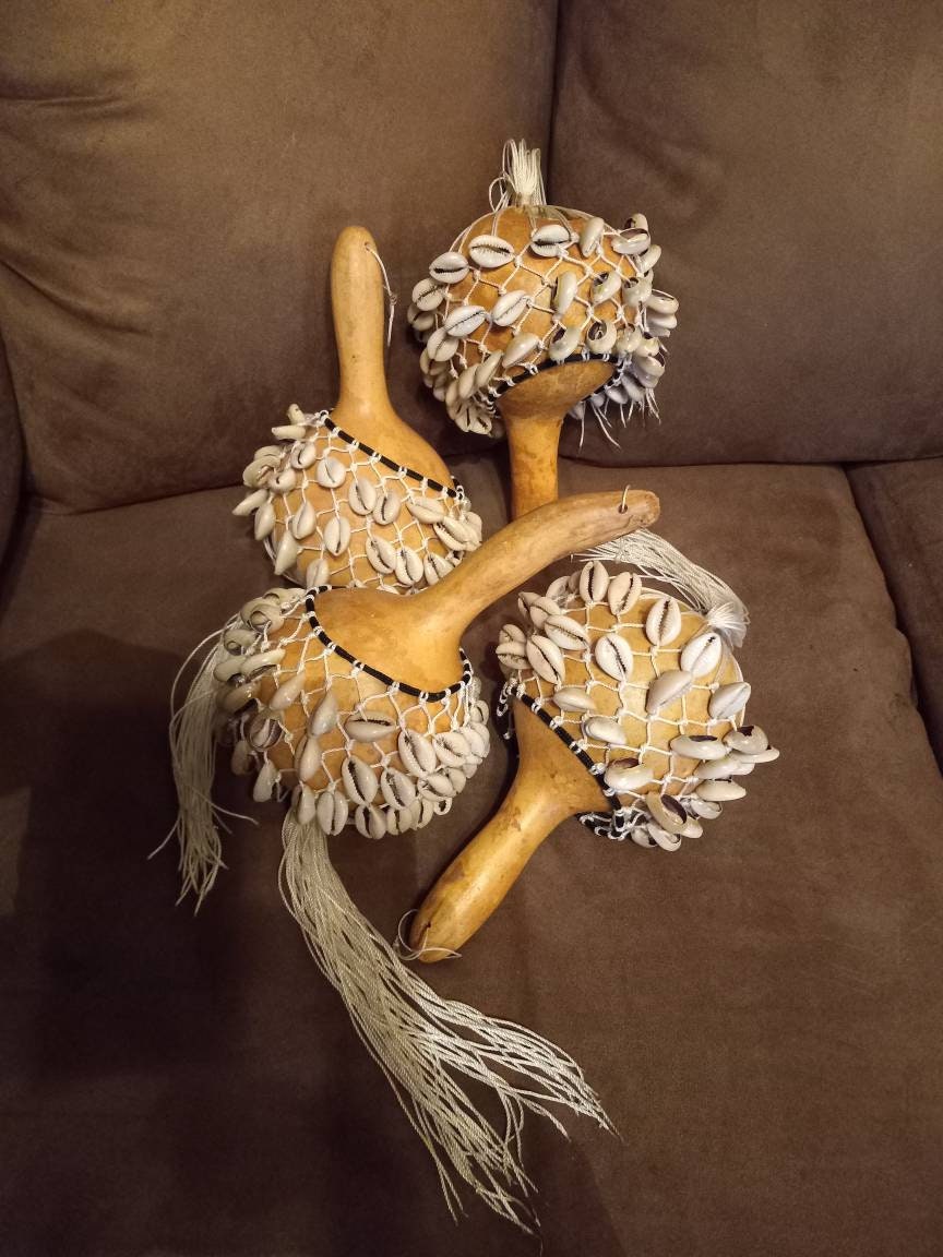 African Crowrie Shell Handheld Shekere Gourd Shell Rattle Musical ...