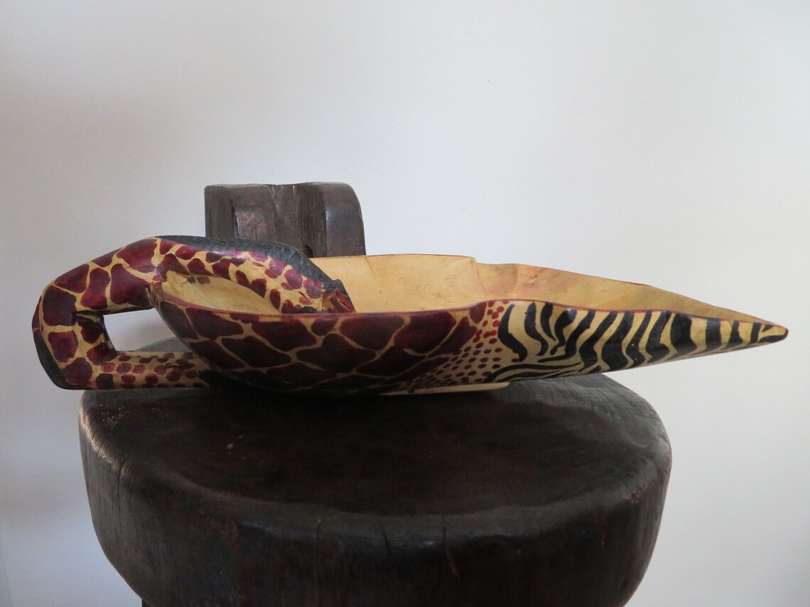 African Bowl Hand Carved Wood of a Giraffe Drinking - Etsy