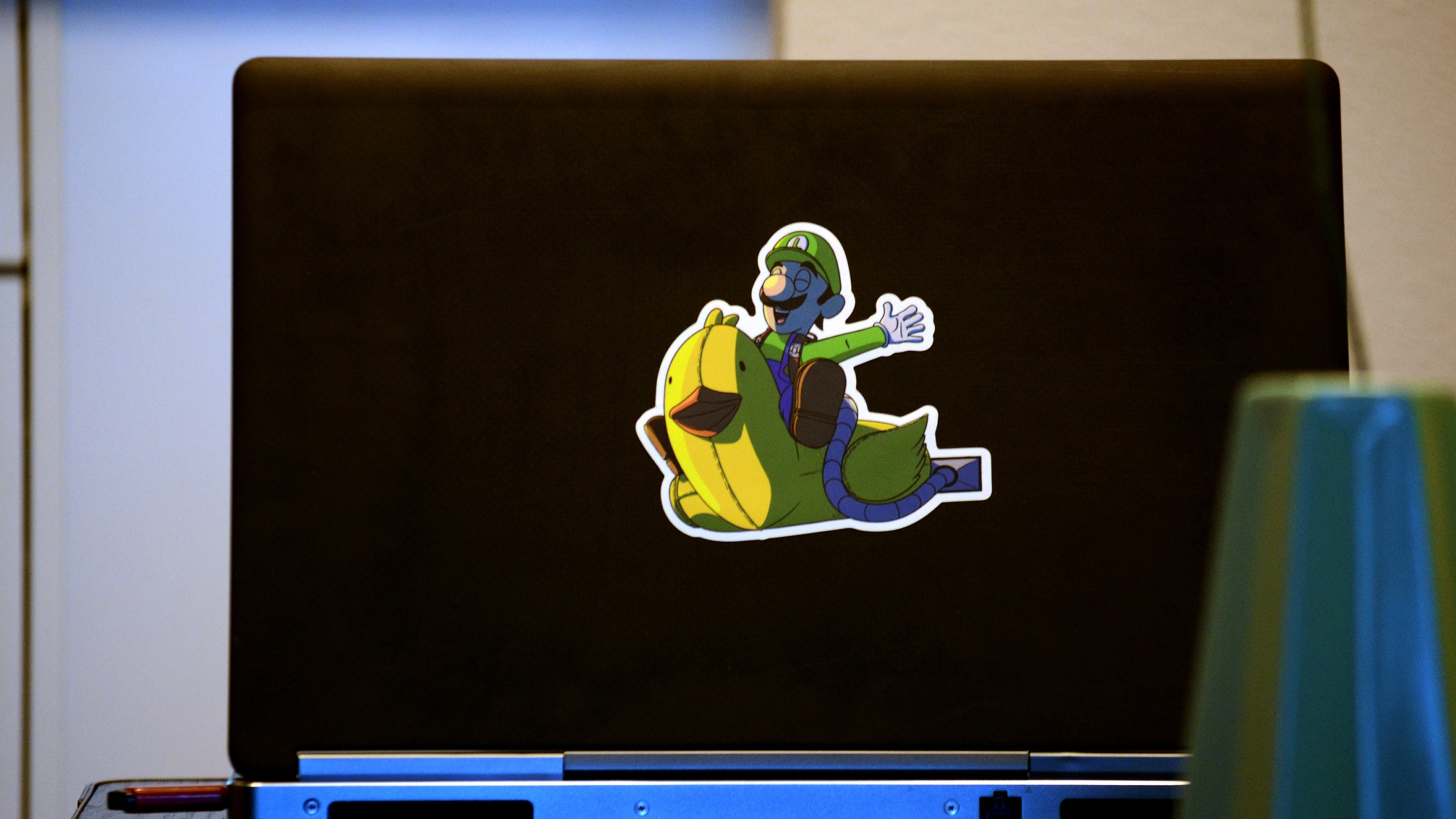 Luigis Mansion 3 Vinyl Duck Raft Sticker / Bumper Sticker / - Etsy