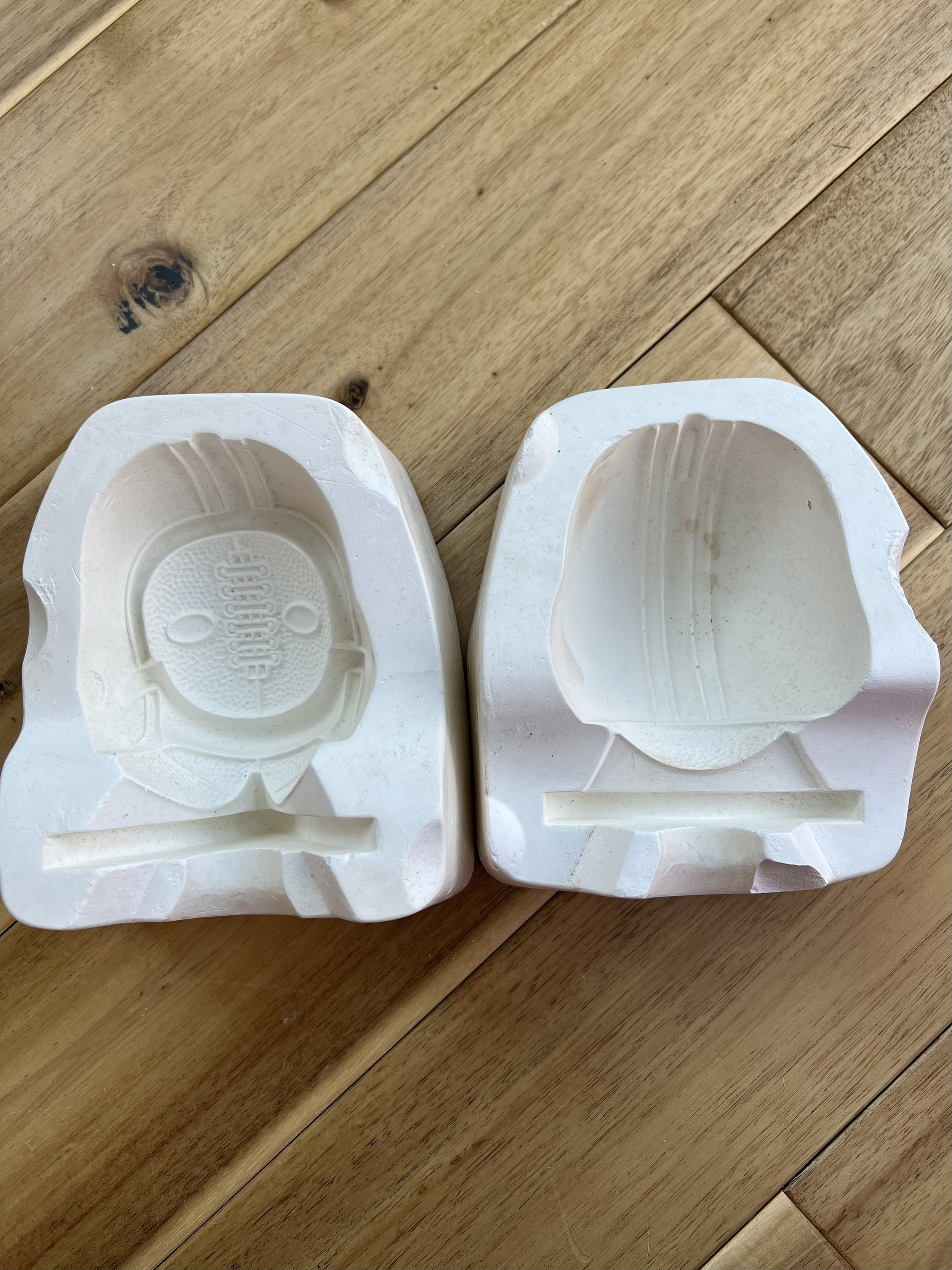 Good Time Molds 1981 Vintage David football Player Head Ceramic Slip ...