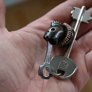 Steampunk Skull Piston, Alien Piston Keychain, Piston Connecting Rod ...