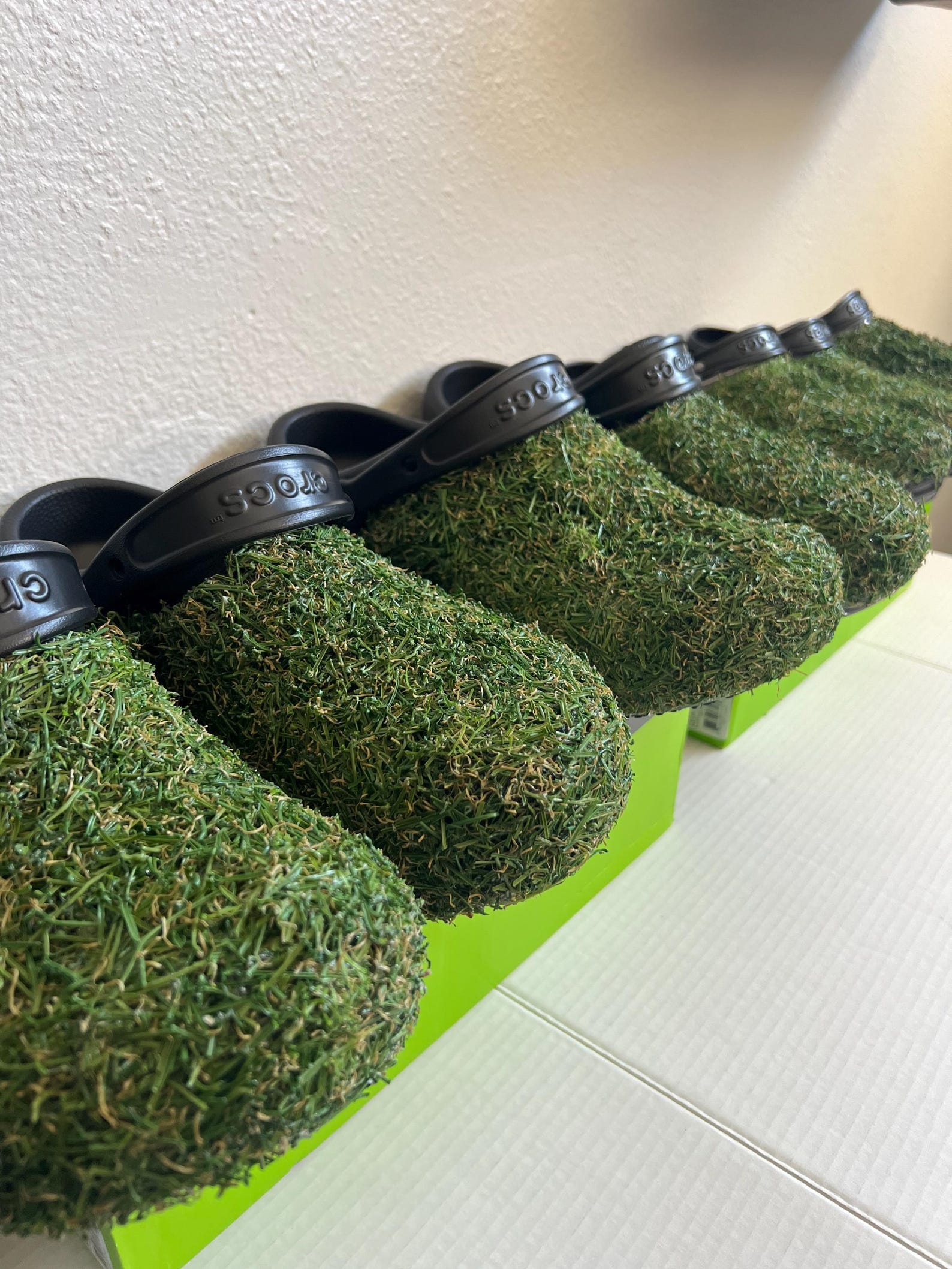 Grass Shoes Ll Plant Shoes Ll Garden Shoes Ll Famous Maker Astro-turf ...