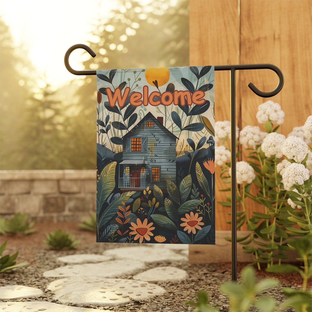 Country Cottage Style Small Garden Flag - Welcome Home Decor- Outdoor ...