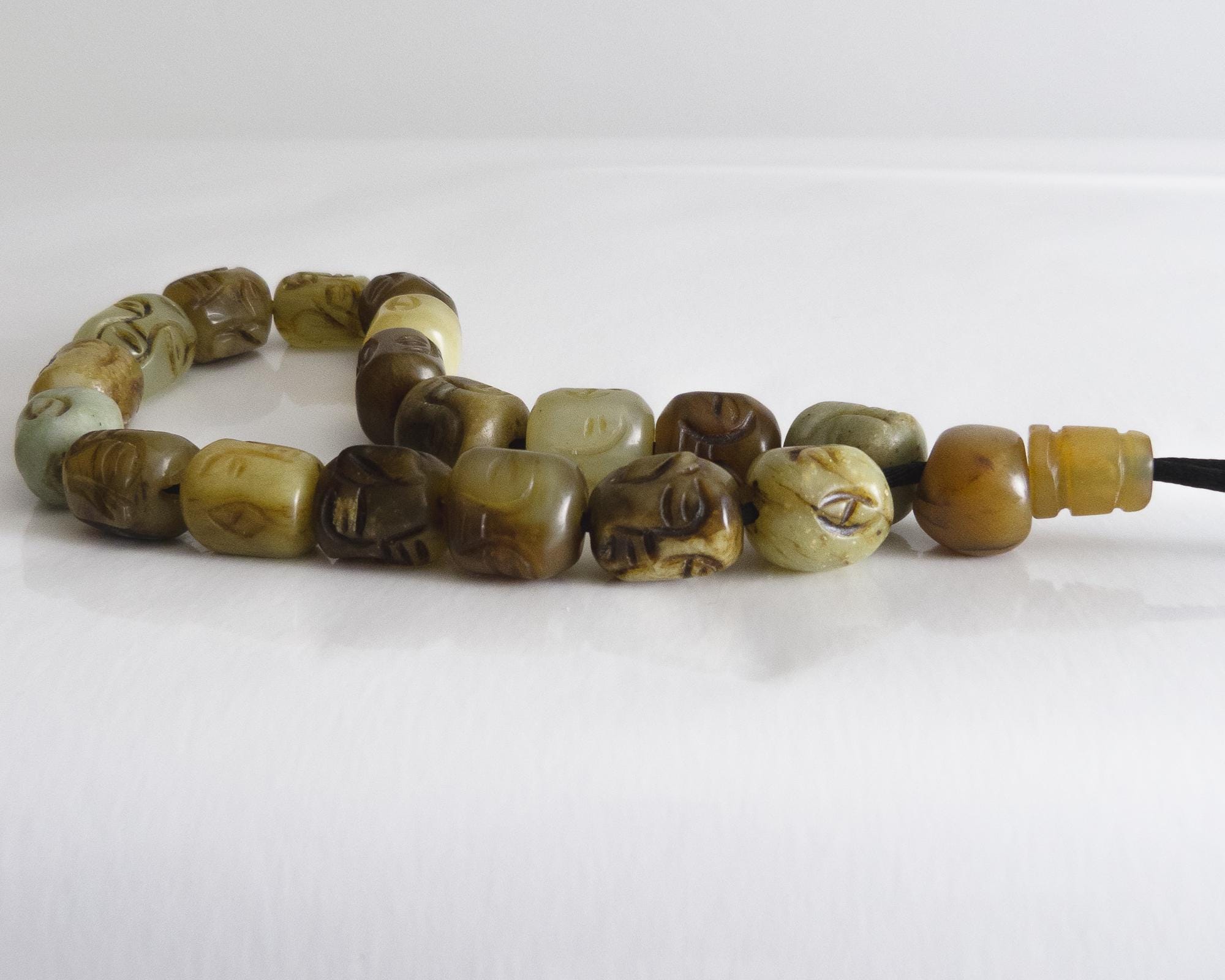 Antique asian hand carved prayer beads 18 immortals 18 beads + imam ...