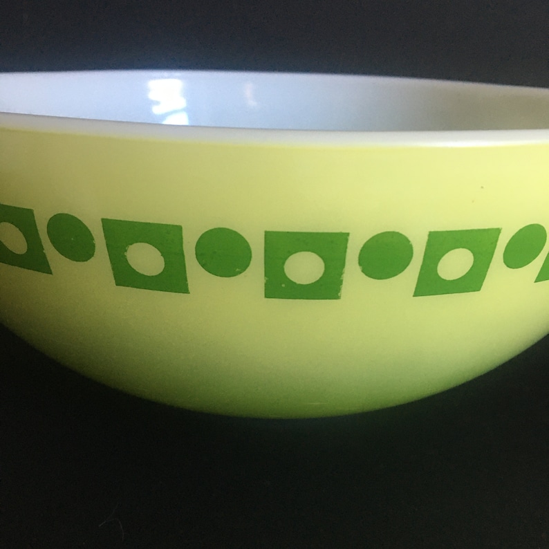Pyrex Promotional 444 Green Dot Square Cinderella Serving Bowl - Etsy