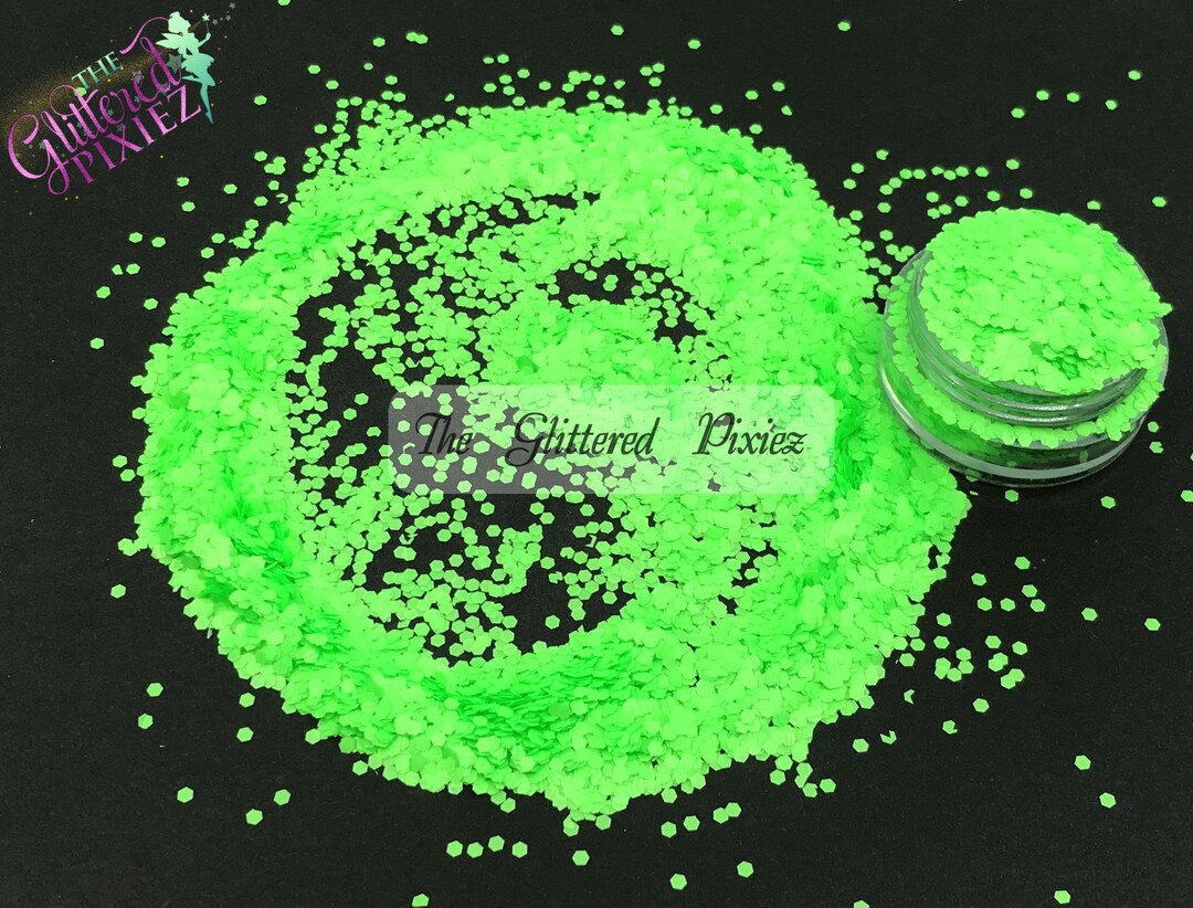 GRANNYLICIOUS - Matte Neon Green 1.5 Mm - Loose Glitter for Nail Art ...