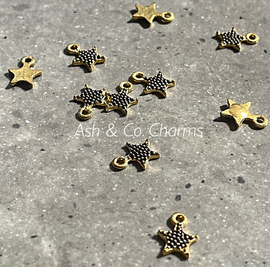 Star Charms , in Black Enamel, Charms, Gold Plated Base. - Etsy Sweden
