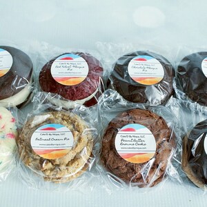 Whoopie Pie 2 Flavor Dozen, Snack Cakes, Whoopie Pies, Holiday Gifts ...