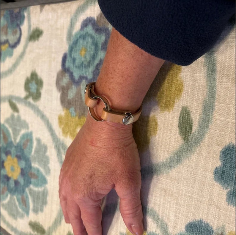 7.5" Ring Bracelet Holder, Wear the Ring Bracelet, Real Leather, Wear O ...