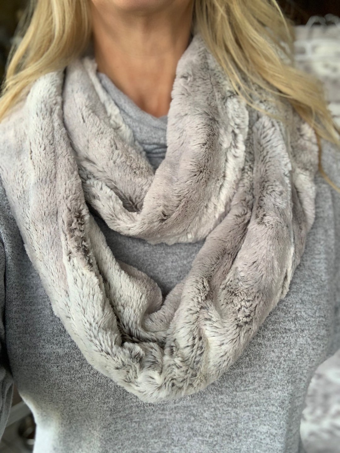 Silver Fox Luxe Cuddle Infinity Scarf. Minky Infinity Scarf, Fox Faux ...