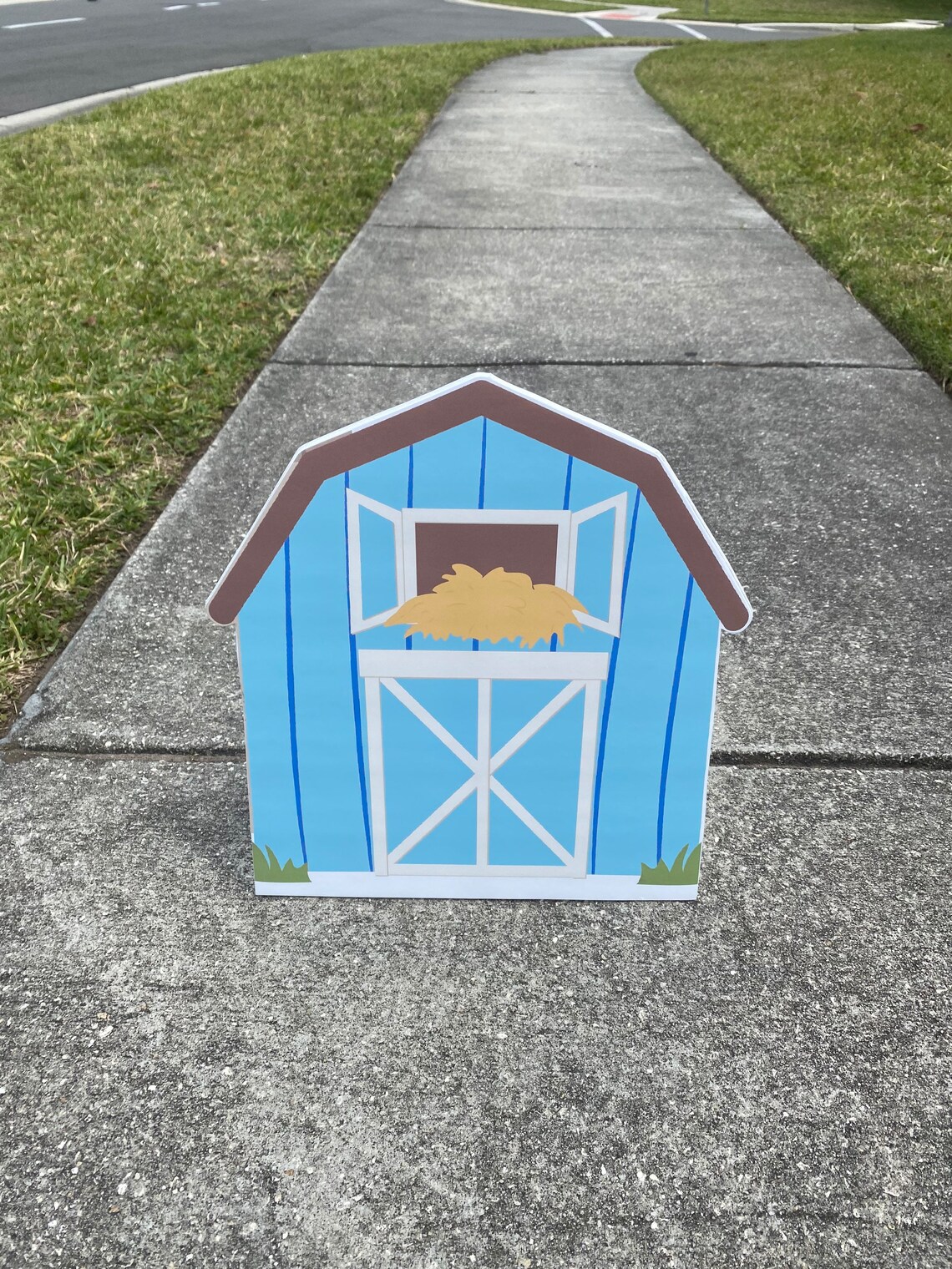 Blue Farm House Character Prop Kids Birthday Party Decoration Ideas ...