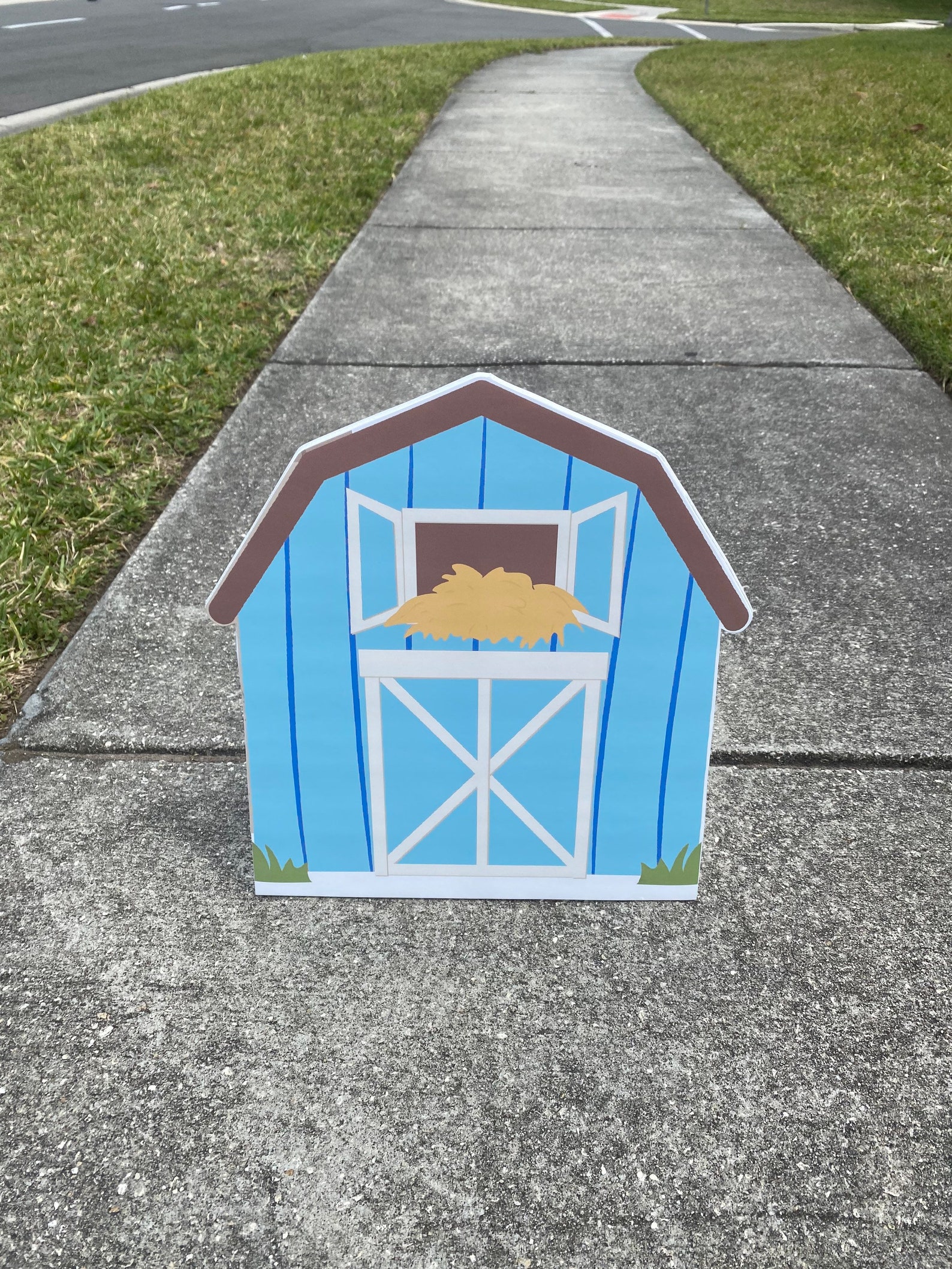 Blue Farm House Character Prop Kids Birthday Party Decoration Ideas ...