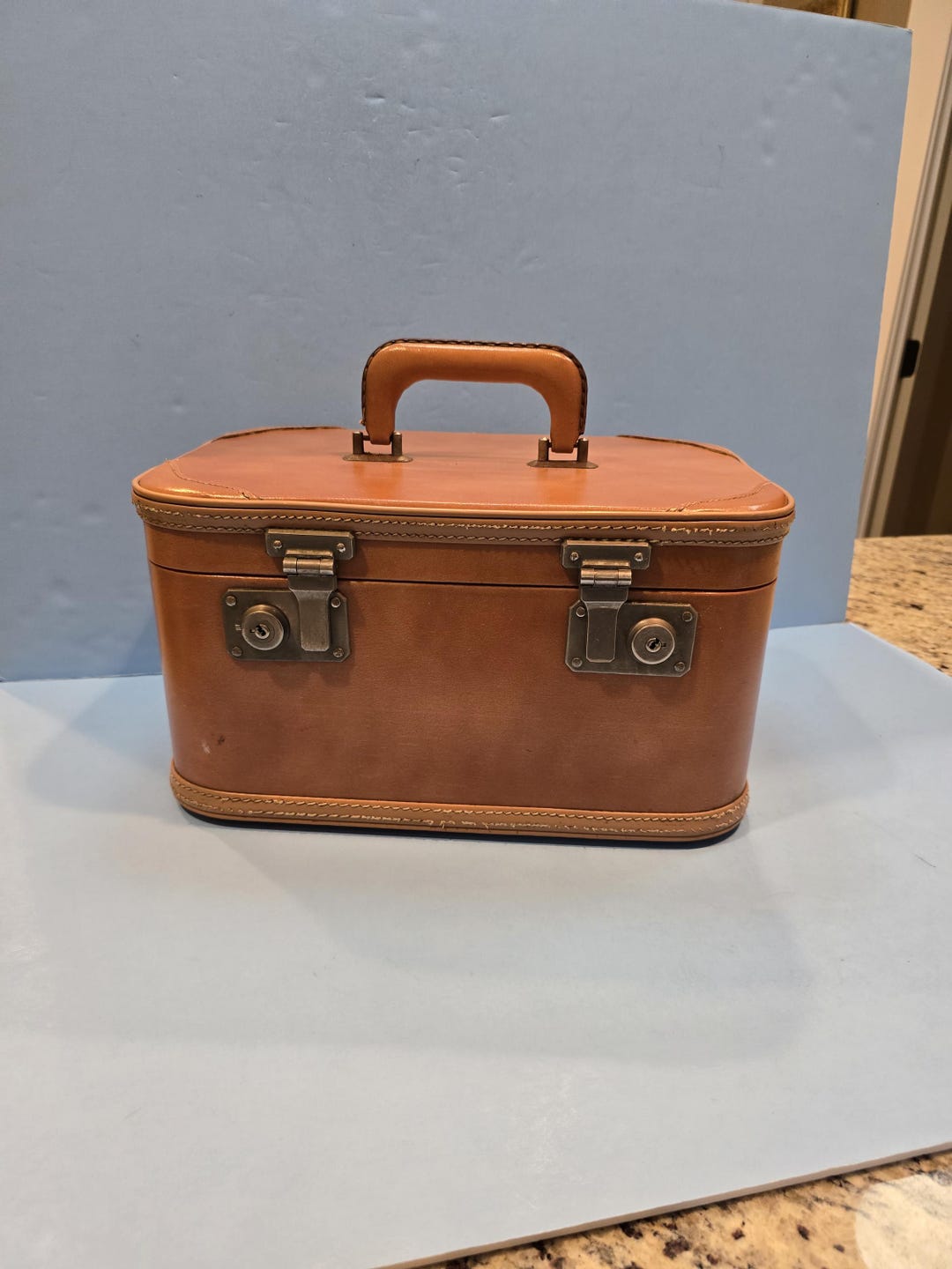 Vintage Leather Cladded Train Case or Picnic Case - Etsy