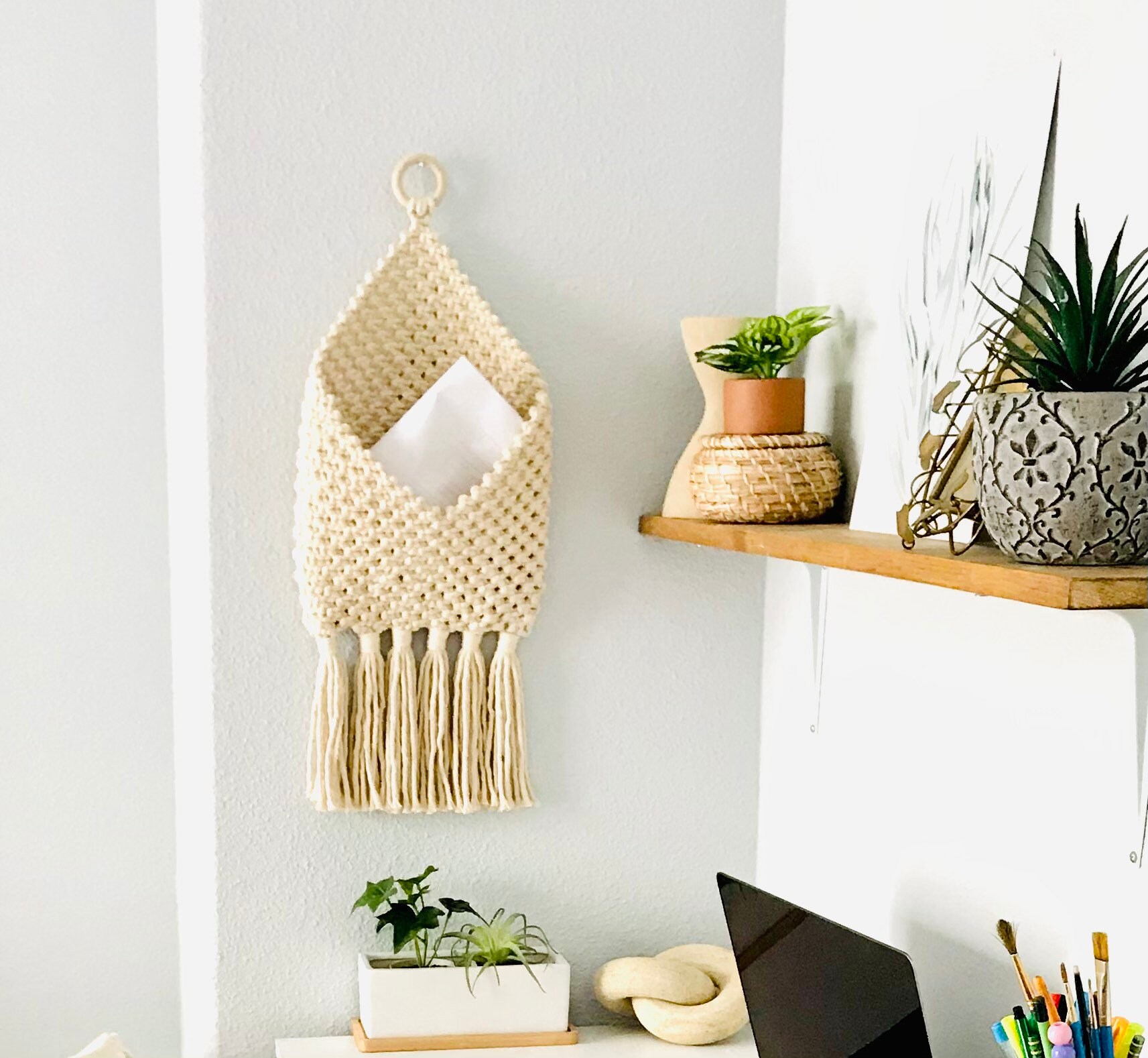 Macrame Wall Hanging Pouch Boho Magazine and Mail Holder for - Etsy UK