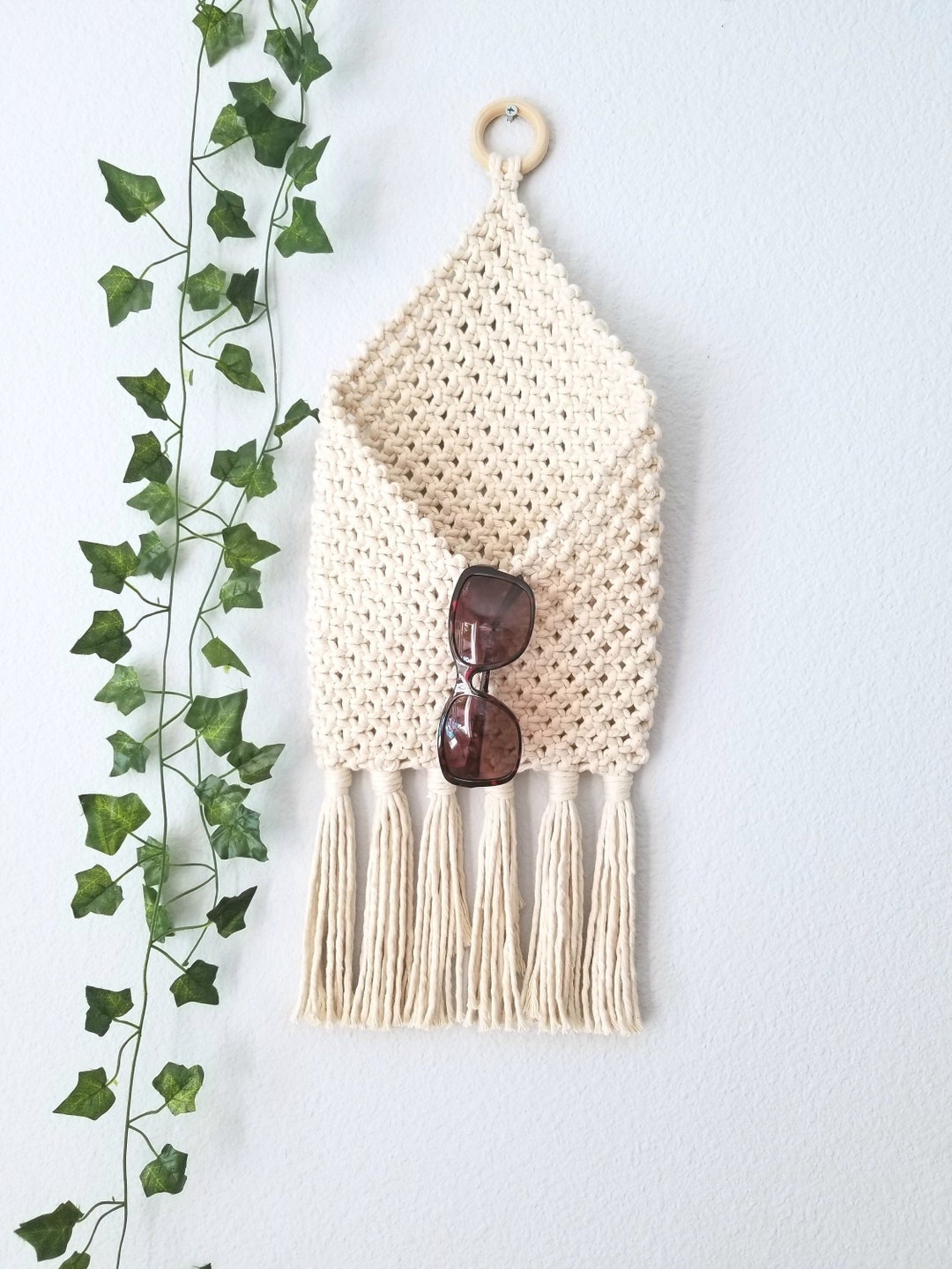 Macrame Wall Hanging Pouch, Boho Magazine and Mail Holder for Entry Way ...