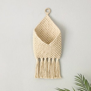 Macrame Wall Hanging Pouch, Boho Magazine and Mail Holder for Entry Way ...