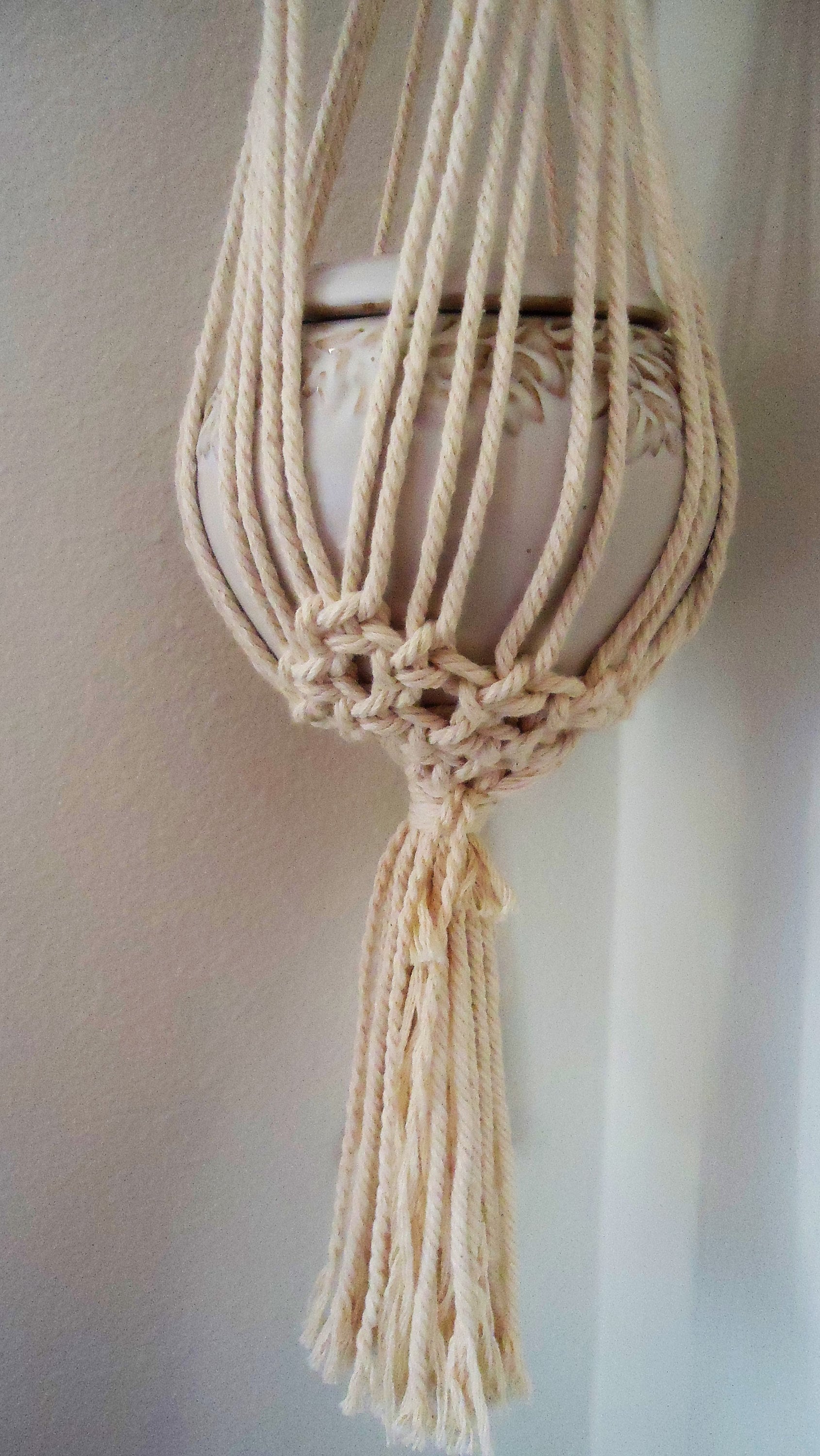 Macrame Plant Hanger Macrame Knotted rope hanging planter | Etsy