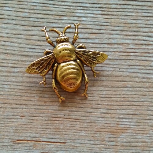 Huge Gold Bee Pin Gold Honeybee Pin Brooch Antiqued Gold Bee - Etsy