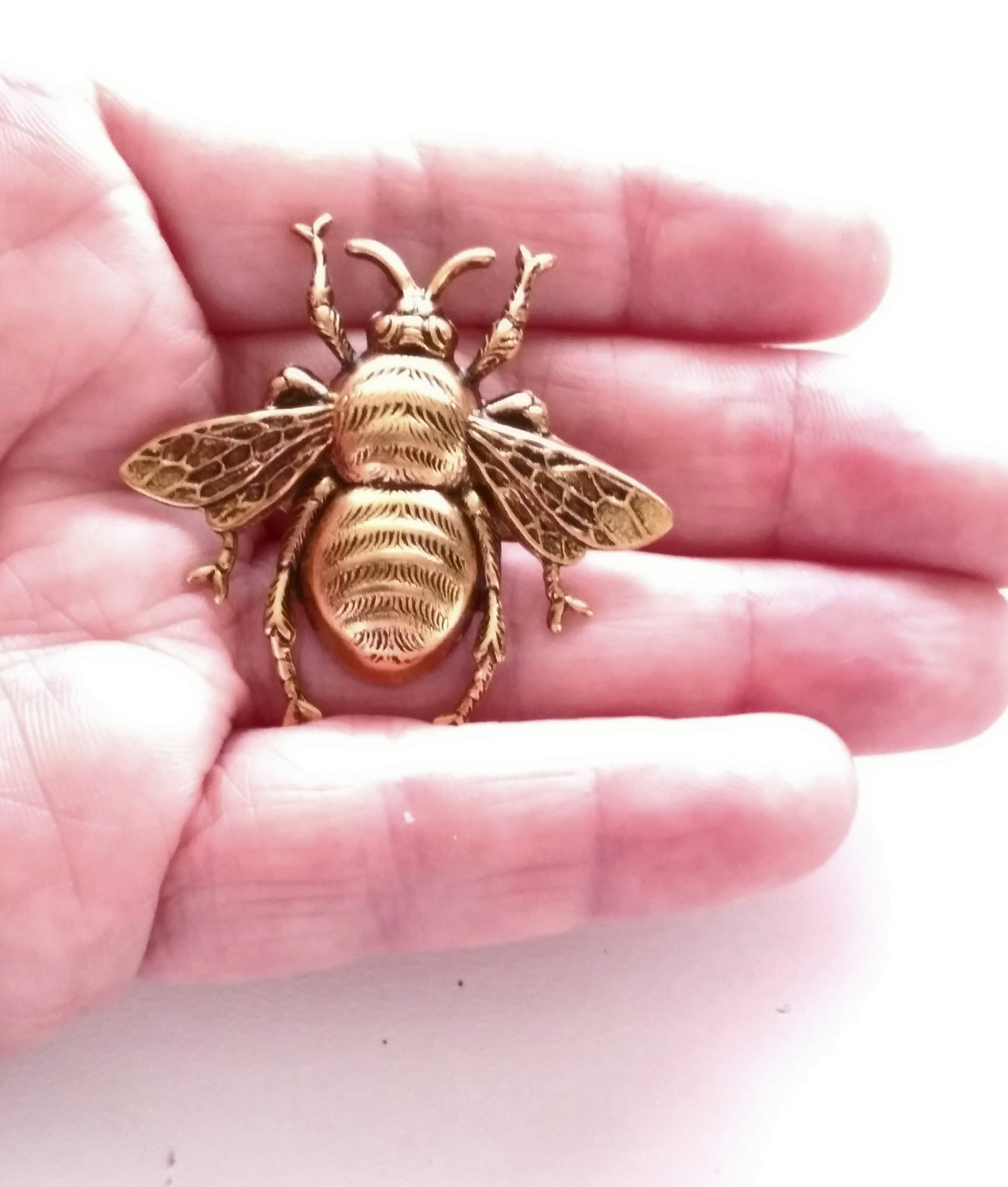 Huge Gold Bee Pin, Gold Honeybee Pin Brooch, Antiqued Gold Bee Pin, Big ...