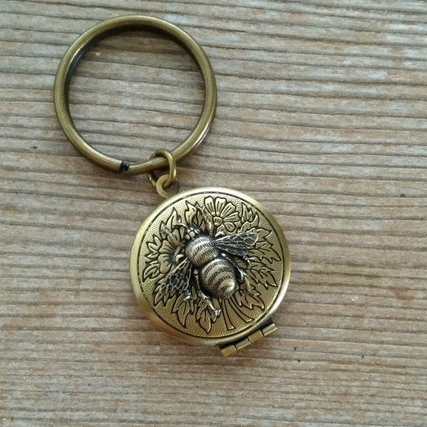 Antique Brass Locket - Etsy