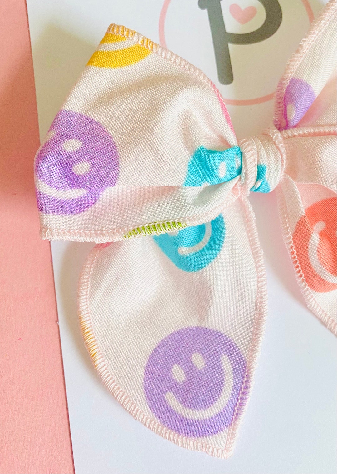 Smiley Faces Bows, Smiley Faces Pattern, Red Bow, Hair Bows / Girls ...