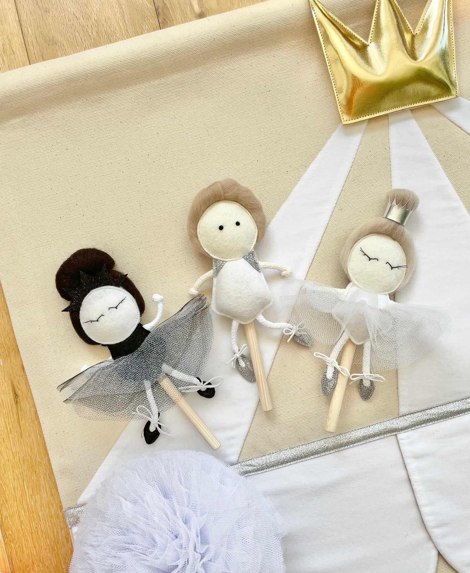 Swan Lake Ballerinas Felt Puppets Set by Mimiki - Etsy