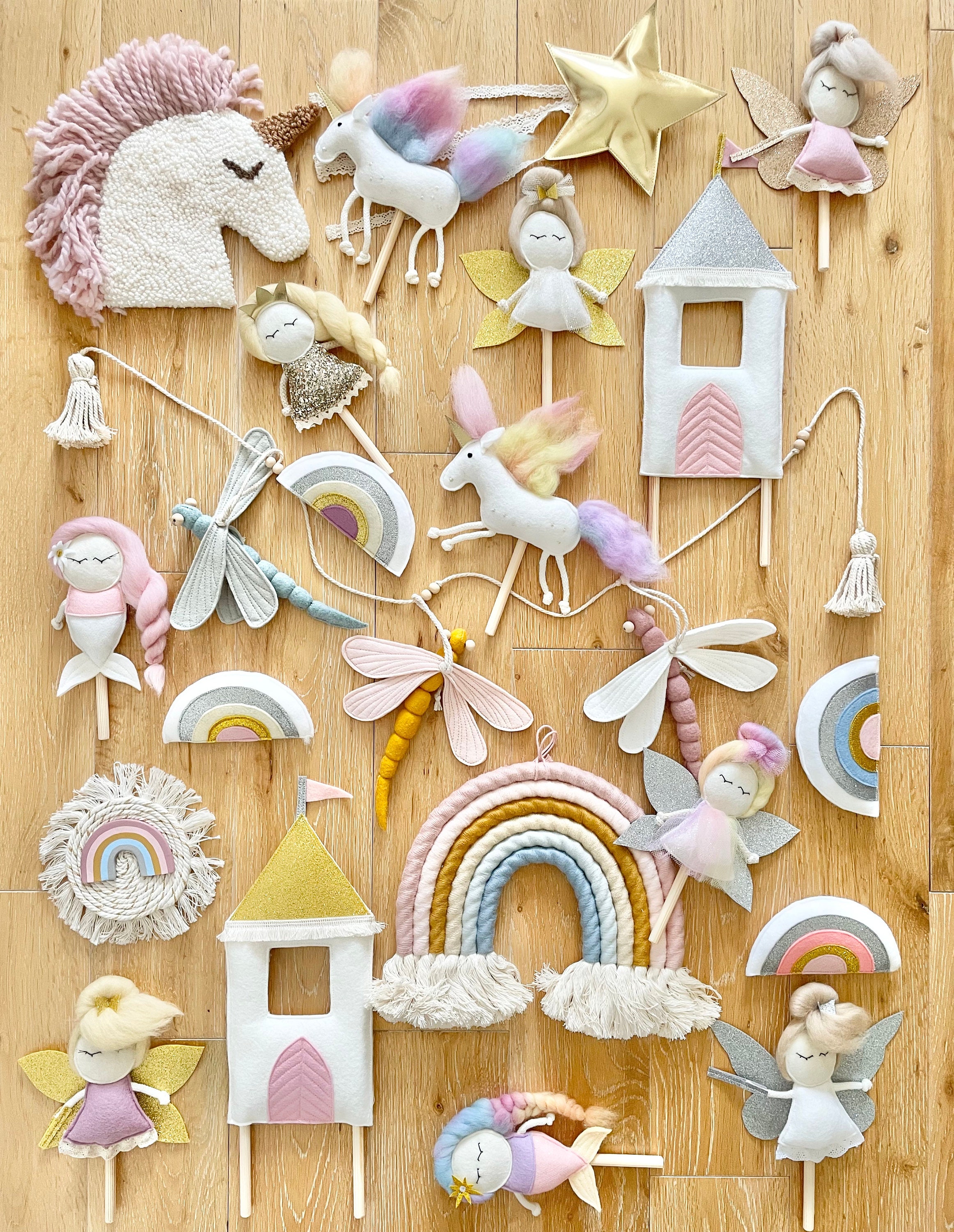 Gold glitter roof fringy castle decoration for Mimiki puppet | Etsy