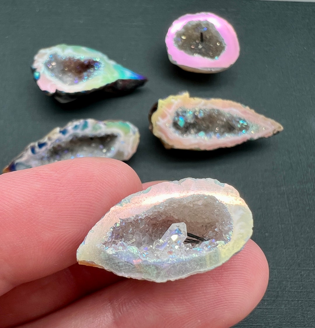 Rainbow Quartz Geodes, Silicon Oxide Coated - Etsy