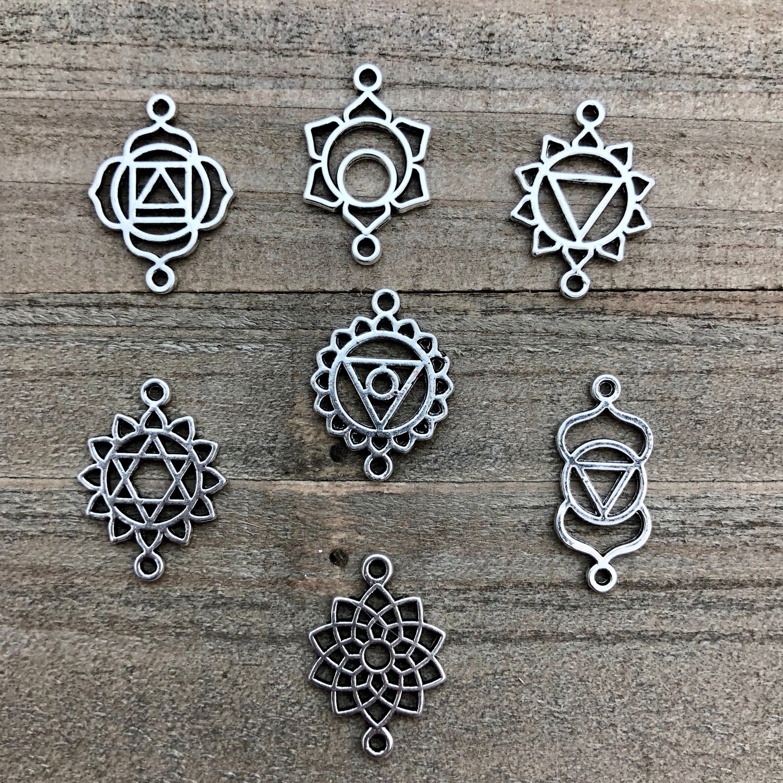 Chakra Charm Links, 13x21mm, Set of 7 Silver Chakras - Etsy
