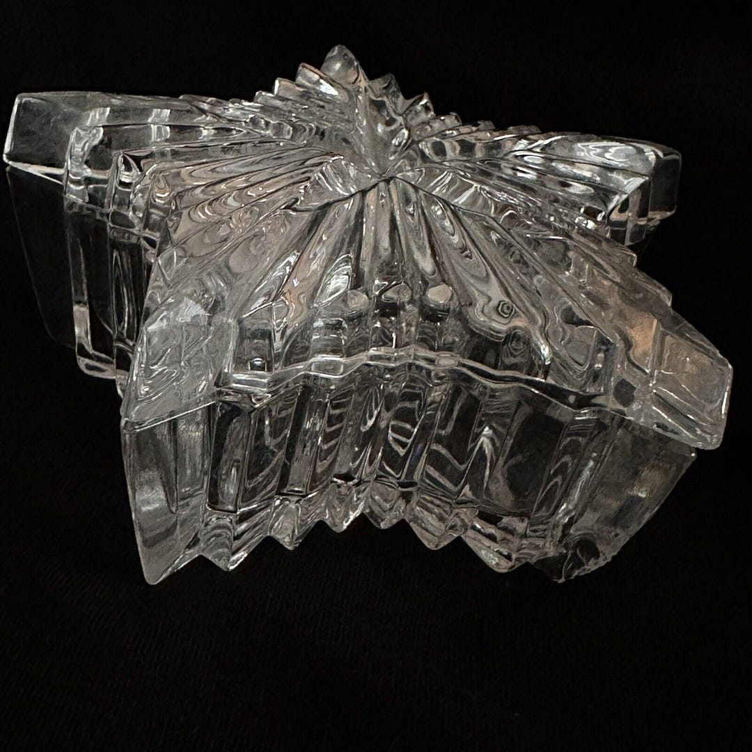 VINTAGE Star Shaped Crystal Cut Glass Trinket Candy Jewelry Box Dish W ...